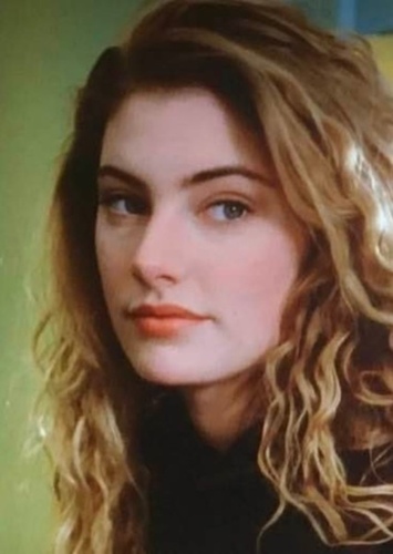 Find an Actor to Play Mädchen Amick in Which characters should actors ...