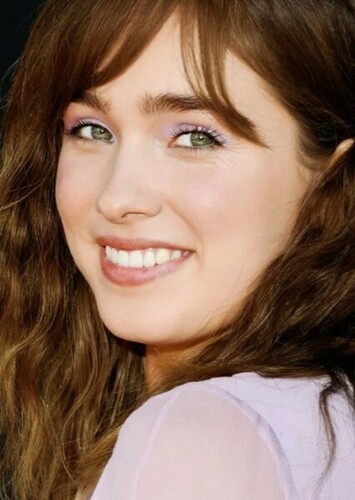 Haley Lu Richardson Fan Casting