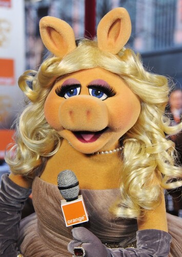 Miss Piggy Fan Casting for Cartoon All-Stars to the Rescue (Epic ...