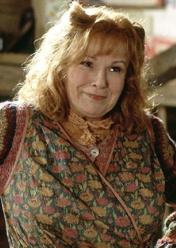 Molly Weasley Fan Casting for Harry Potter TV Series | myCast - Fan ...