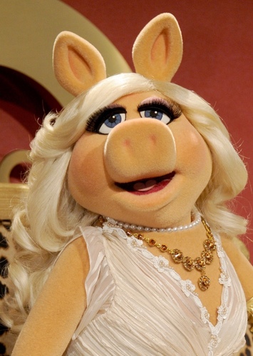 Ms. Piggy Fan Casting for The Real Muppets | myCast - Fan Casting Your ...