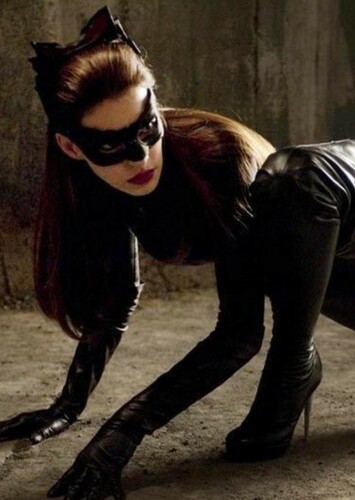 Fan Casting Mary Elizabeth Winstead as "Oooops" in Batman Movies [1989 ...