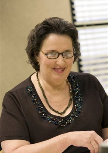 Fan Casting Yvette Nicole Brown as Phyllis Vance in The Office on myCast