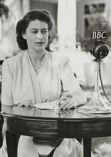 Princess Elizabeth (Age 21 Cameo) Fan Casting for The Crown: Season 7 ...