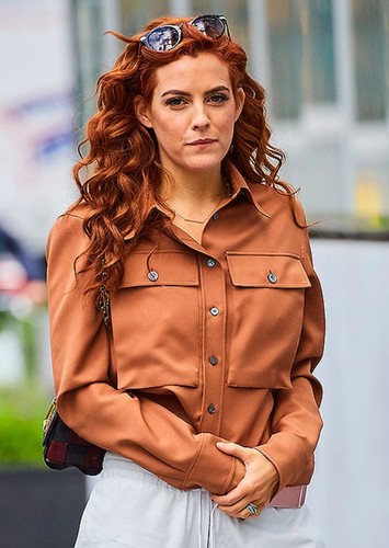 Riley Keough Fan Casting for Actors Who Should get a role in the MCU ...
