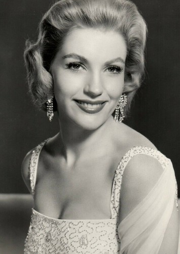 Sue Dickinson Fan Casting for The Alamo | myCast - Fan Casting Your ...