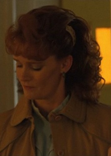 Fan Casting Amanda Righetti as Susan Hargrove in Stranger Things recast ...