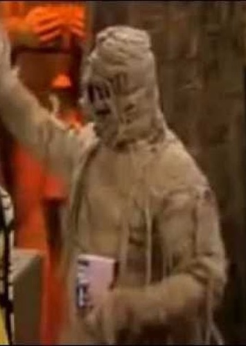 Fan Casting Ryan Reynolds as The Mummy in Wizards of Waverly Place on ...