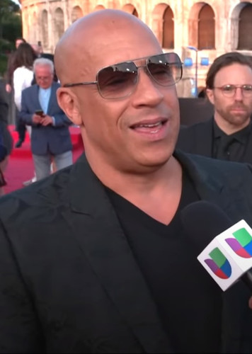 Lewis Hamilton Fan Casting