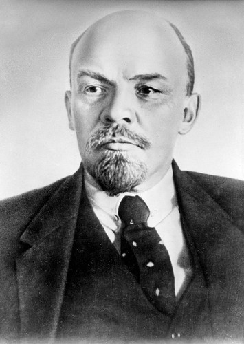 Fan Casting Leonardo DiCaprio as Vladimir Lenin in Rise of the ...