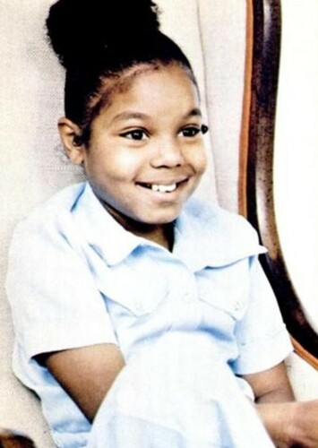 sarahroach User Profile on myCast