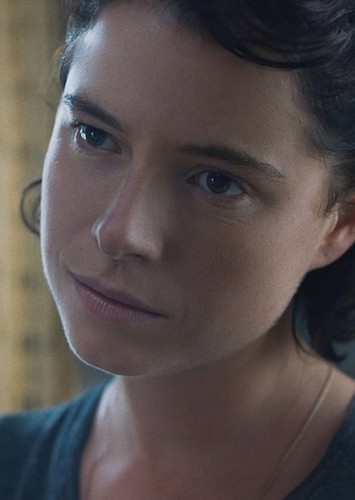 Young Leda Fan Casting for Sofia Coppola's The Lost Daughter (2008 ...