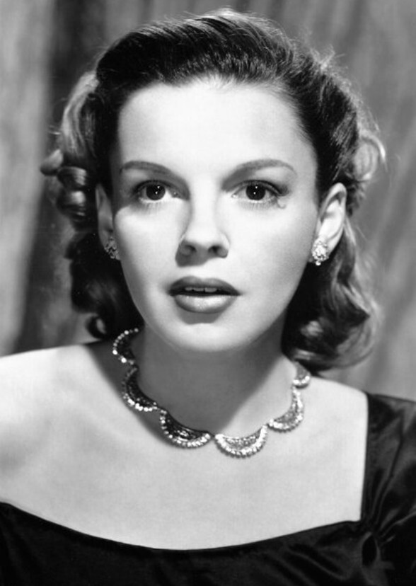 Fan Casting Birdo as Picks in Characters Ideas for Judy Garland to play ...