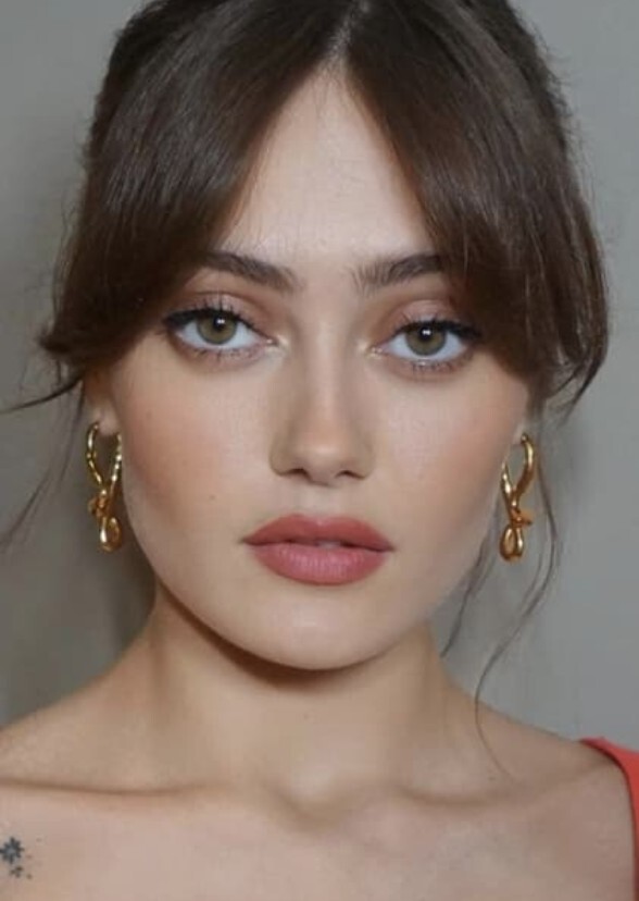 Ella Purnell Recast Fan Casting on myCast