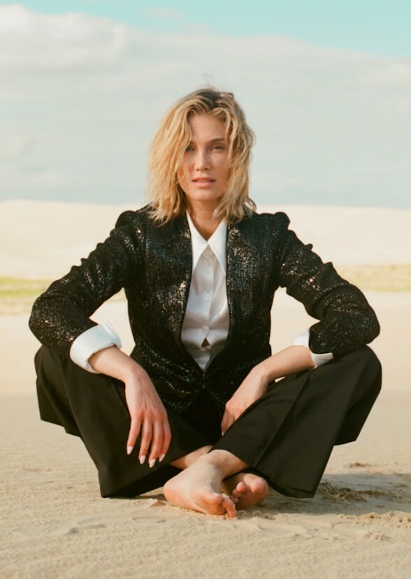 Fan Casting Paulina Villarreal as Musicians in Female Barefoot Artists ...