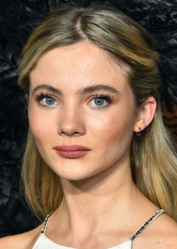 Freya Allan Recast Fan Casting on myCast