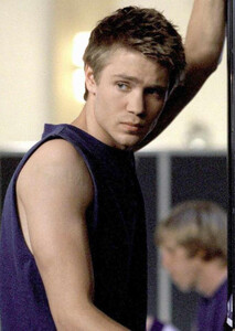Fan Casting Garrett Hedlund as 2000's in The Decade Counterparts of Chad Michael Murray on myCast