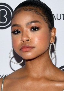 Navia Robinson Fan Casting